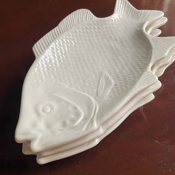 Ocean Sakakibara Japan | Dining | 3 Fish Shaped Plates Ocean Sakakibara ...